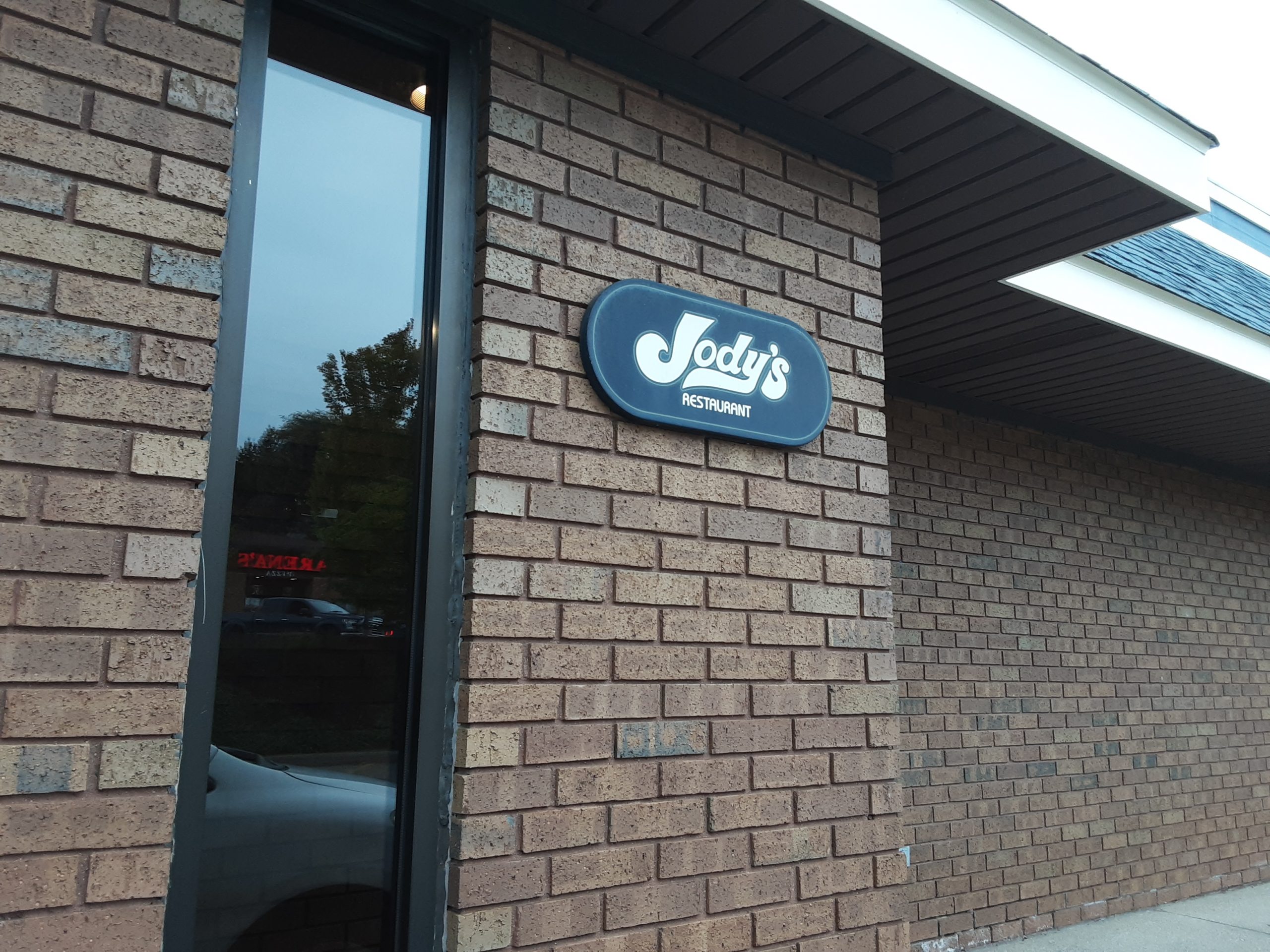 Jody’s Restaurant Review – Michigan Apparel